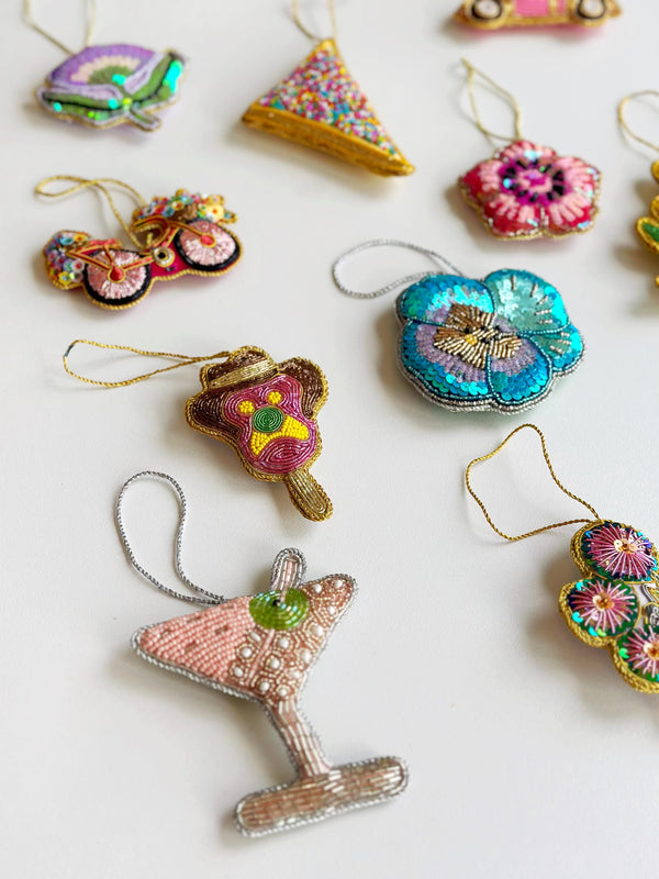 Christmas Decorations– Jumbled