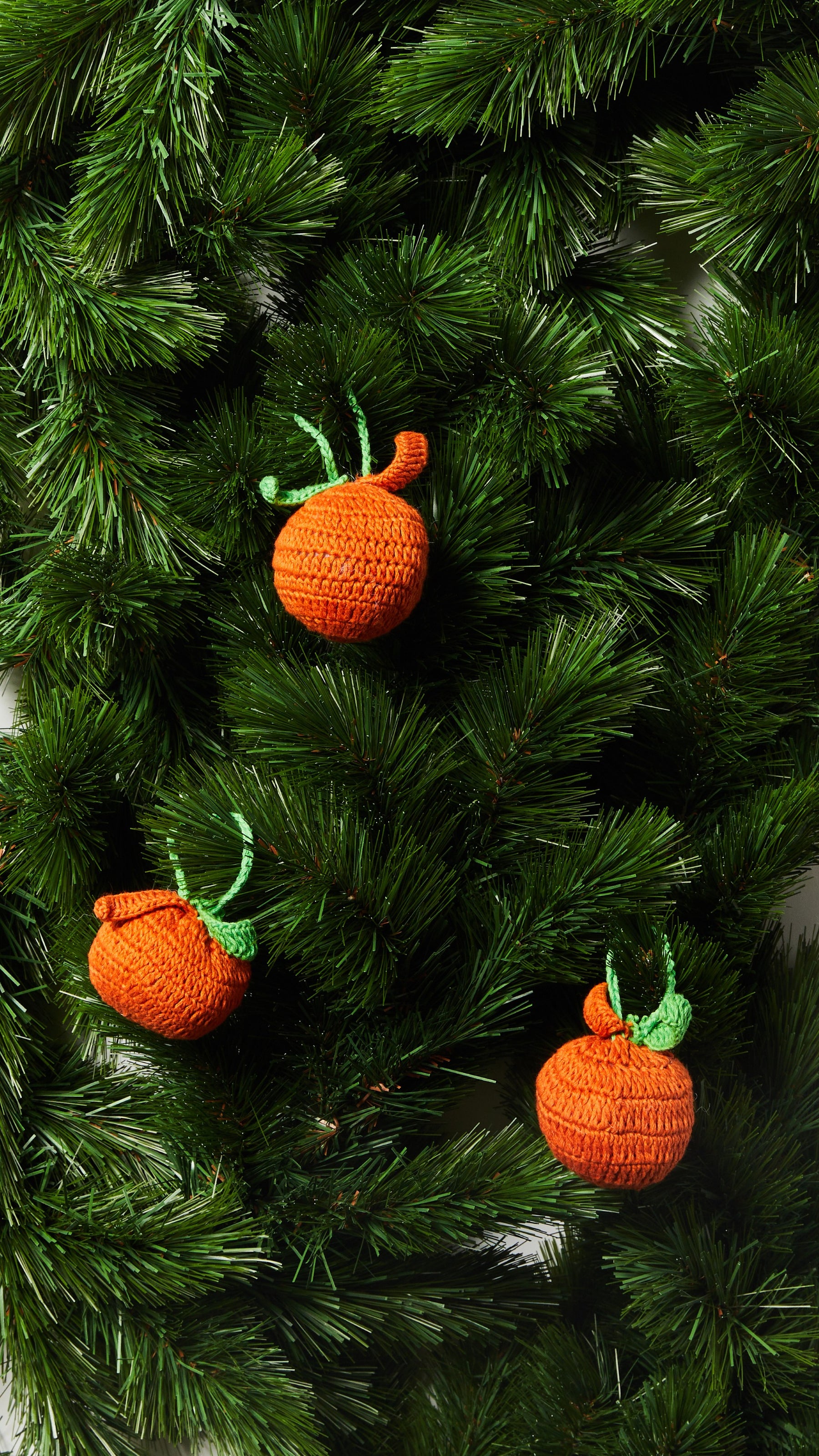 Christmas Decorations– Jumbled